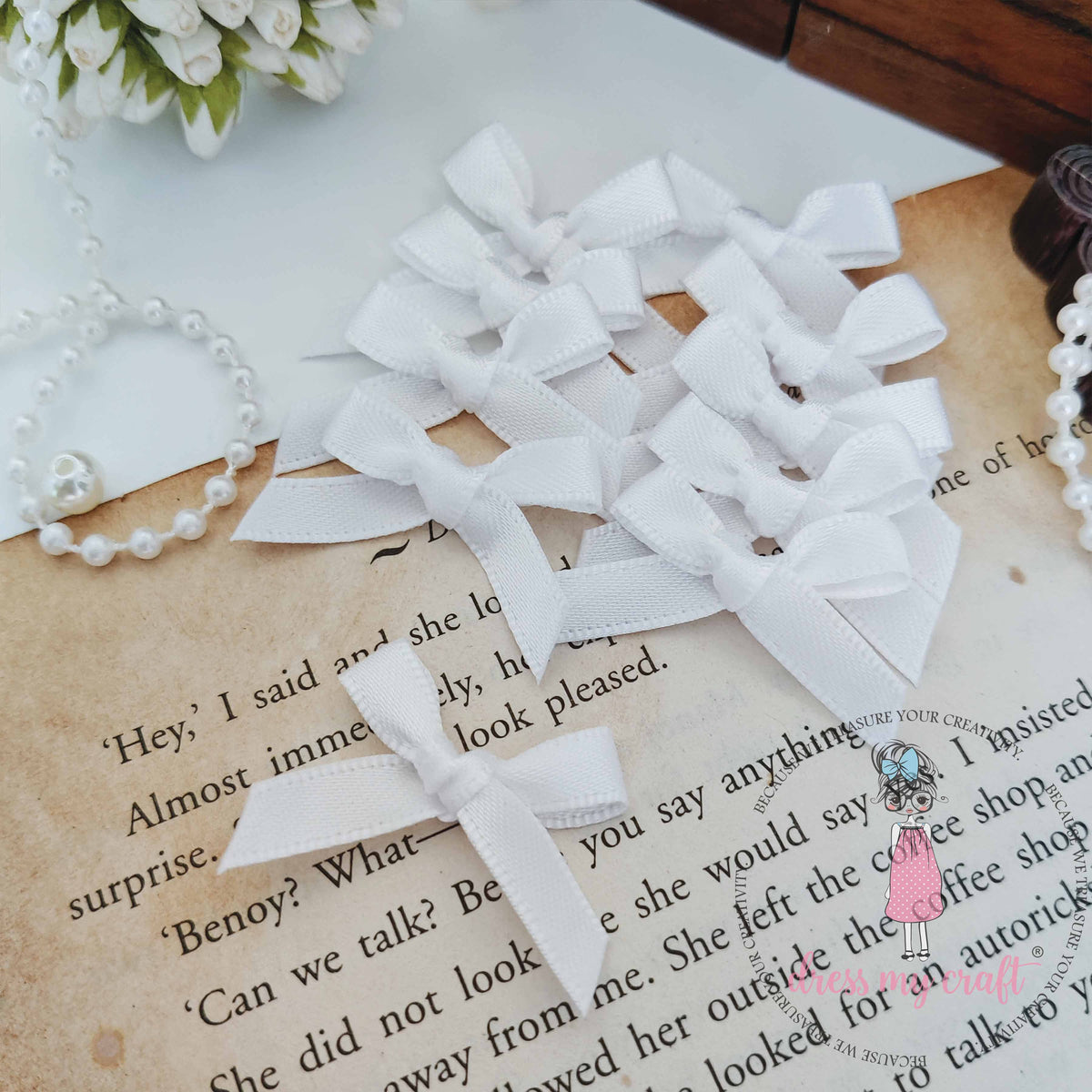 Snow White Ribbon Bows – CRAFTERS CORNER
