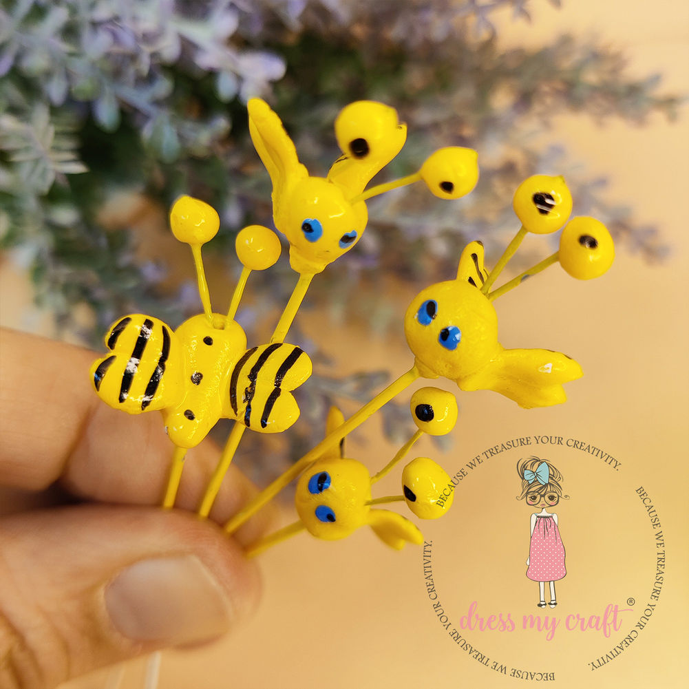 Miniature Bees With Wire – CRAFTERS CORNER